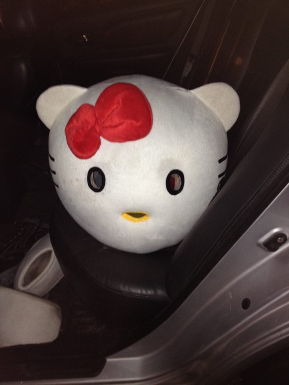 【ウソだろ】キティちゃん、飲酒運転で逮捕か!? | ロケットニュース24