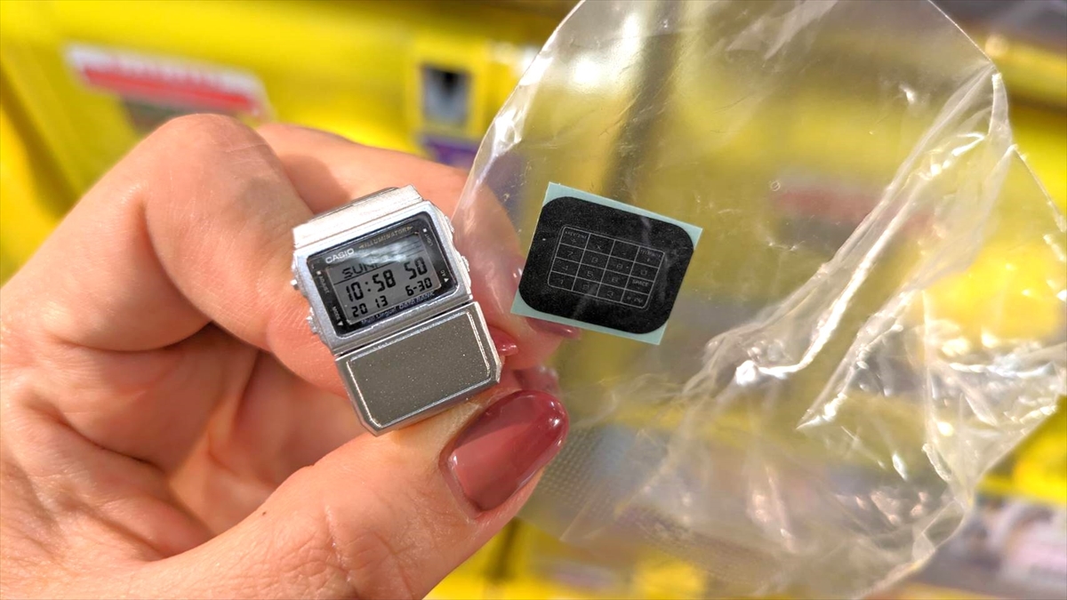 Gacha capsule toy machine sells Casio watch rings in Japan, and we try ...